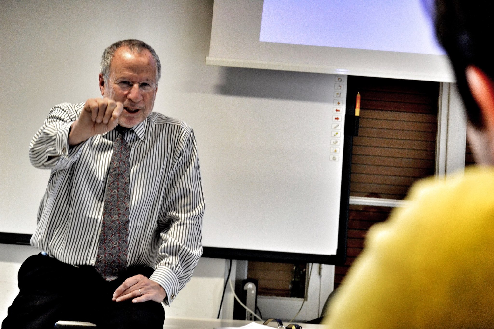 On debate « Tarello Institute for Legal Philosophy